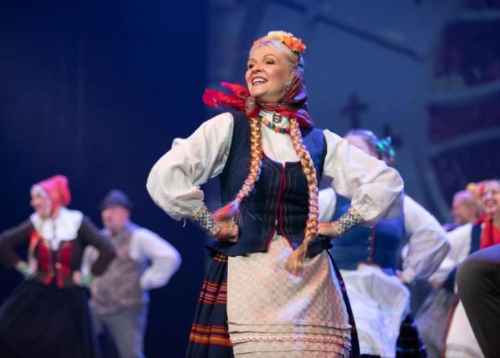 Kā laikus un pareizi ārstēt kakla sāpes - Mēness aptieka